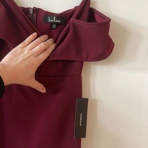 Lulus | Dresses | Lulus Off The Shoulder Burgundy Maxi Dress | Poshmark